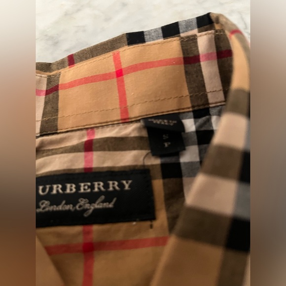 Burberry | Other | Burberry Rainbow Chemise Nova Vintage Check Button ...